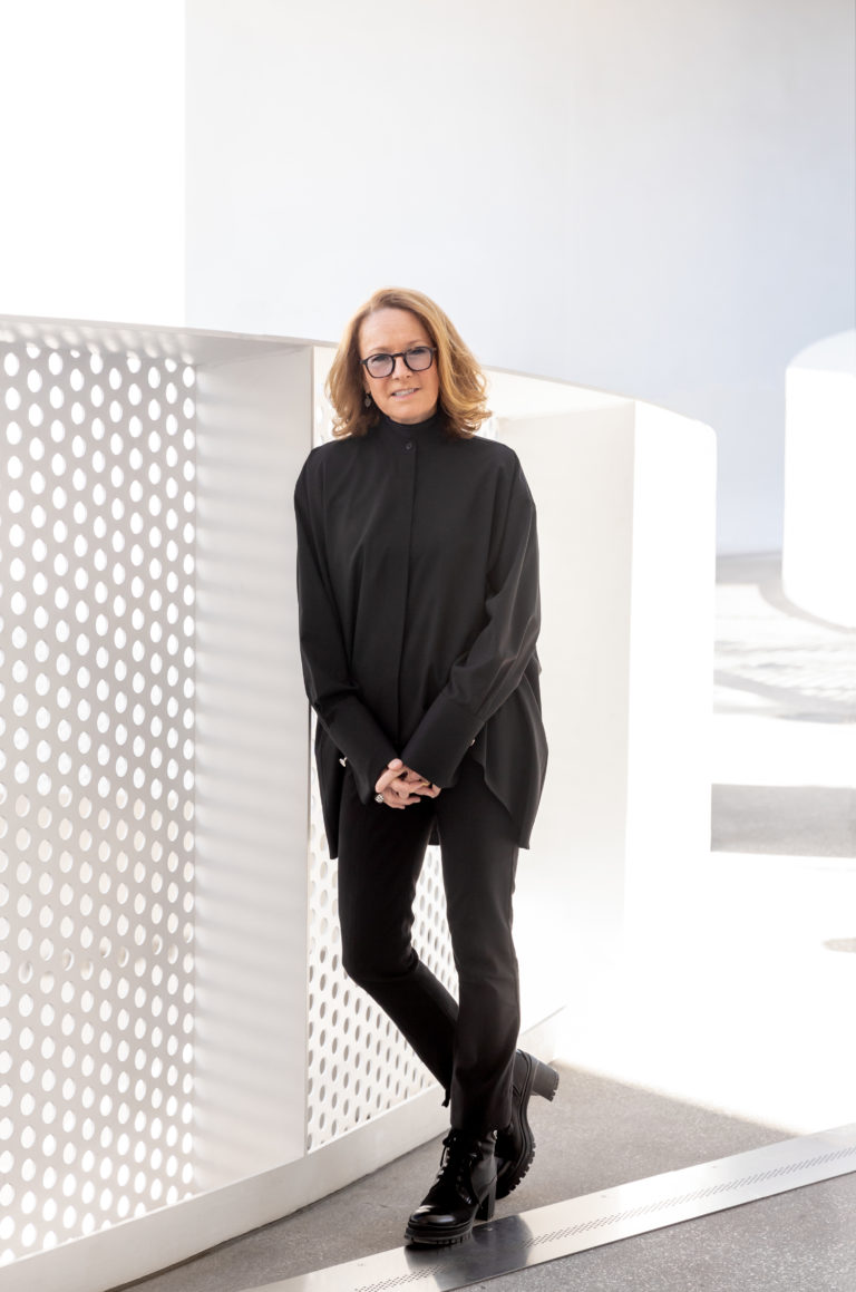 National | Guided Tour of the Hammer Museum with Ann Philbin – ArtTable